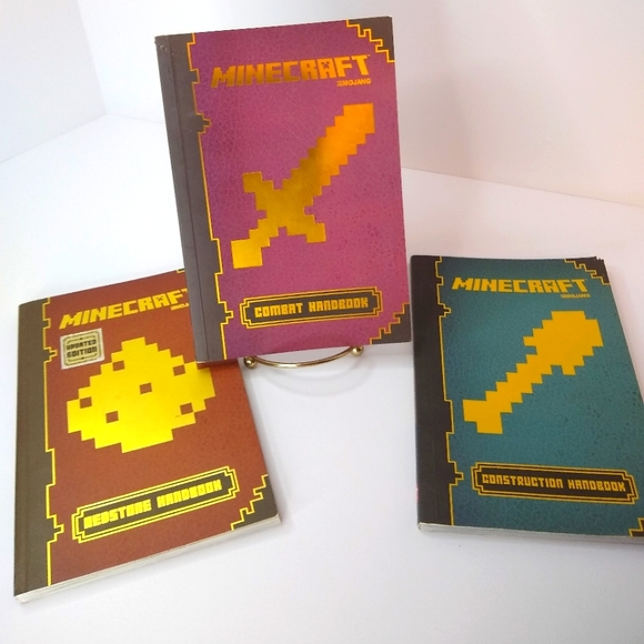 Other | Minecraft Books Construction Redstone And Combat Lot Of 3 ...